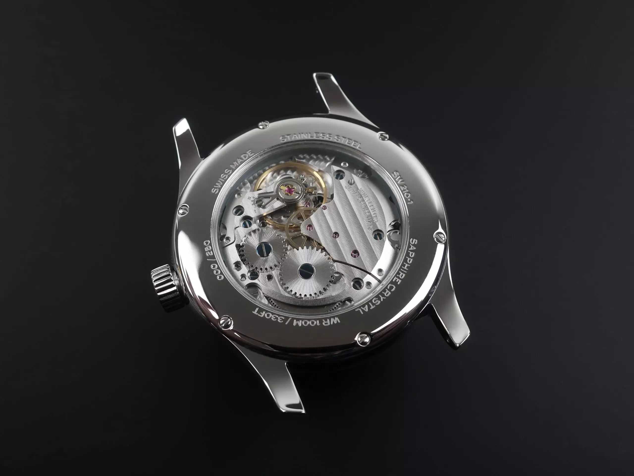 Kalifornská značka hodiniek DUMOREAU uvádza na trh model DM02 1015_5