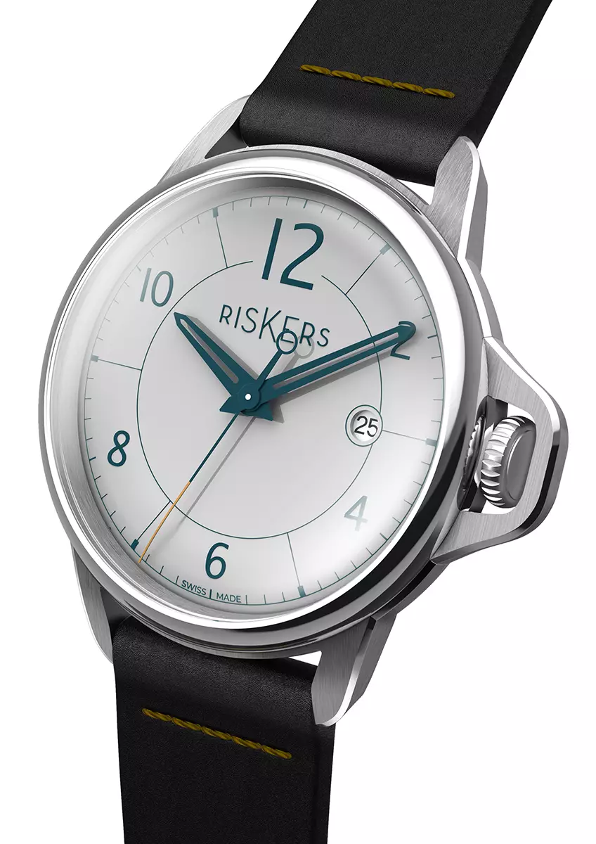 Riskers ги почитува хероите од реалниот живот со инаугуративна линија на часовници инспирирани од ровови 102817_2