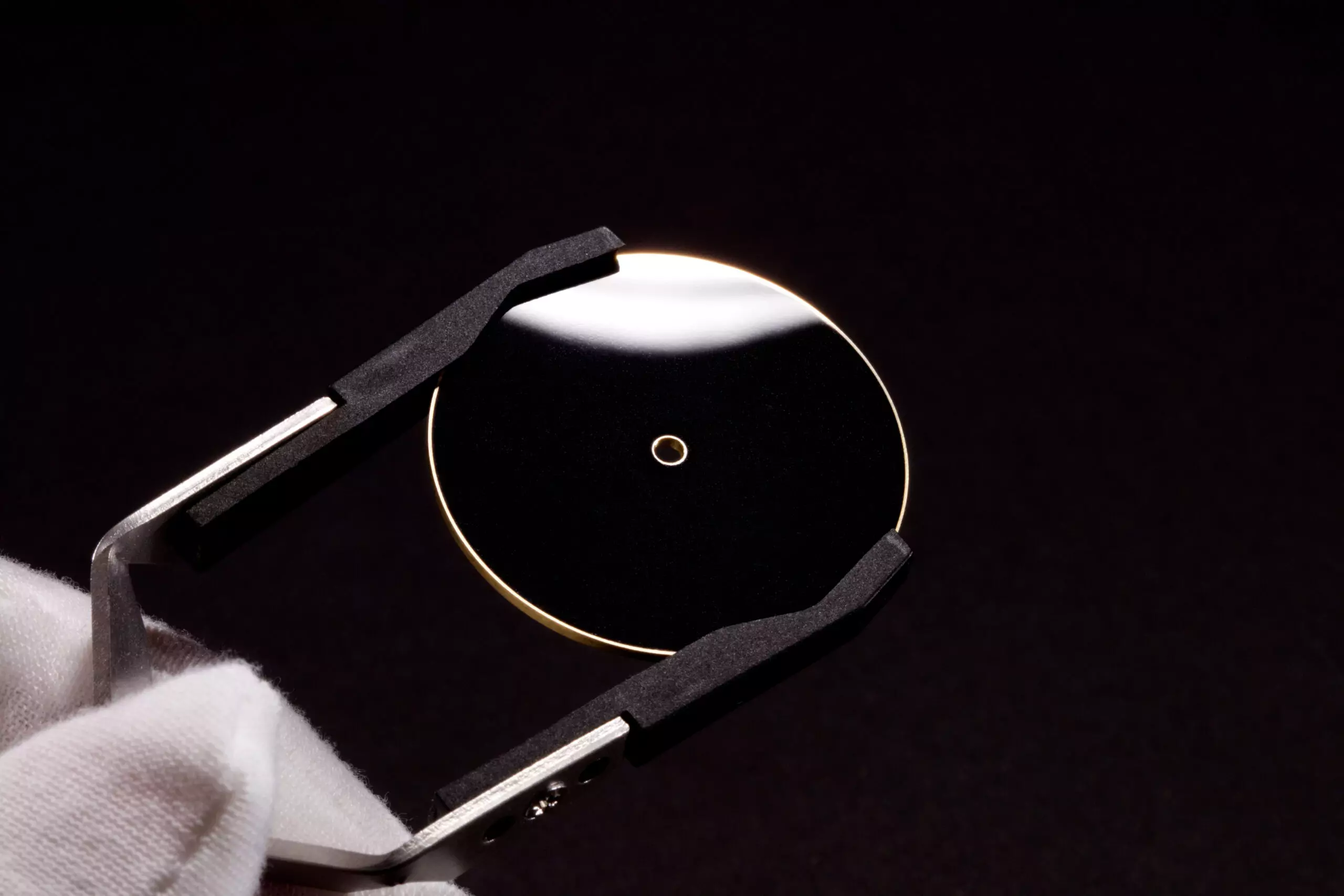 Ematelier විසින් Elements Watch Collection of Unique Grand-Feu, Mirror-polished Enamel Dials හඳුන්වා දෙයි 1029_2