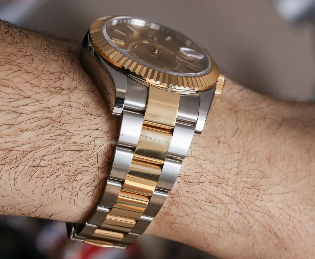 Rolex Sky-Dweller Watch Review | Shafi na 2 na 2 10477_11