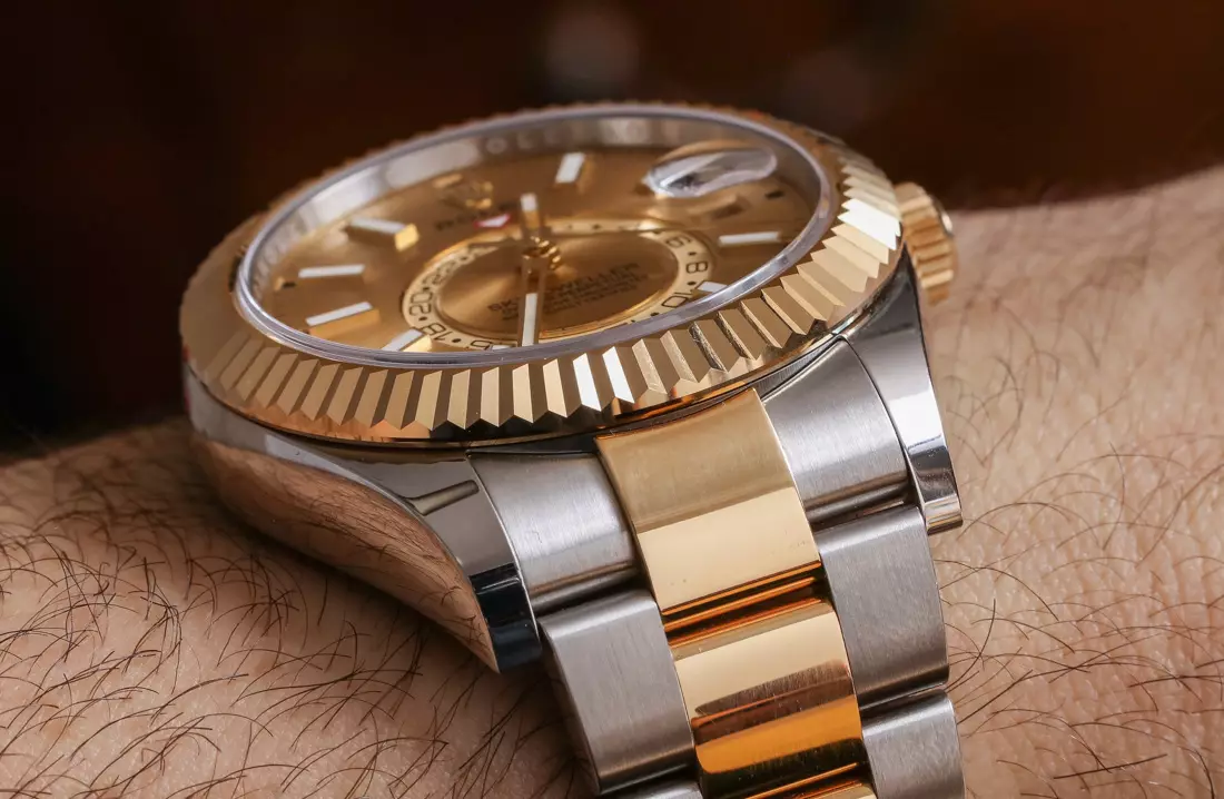 Rolex Sky-Dweller Watch Review | Shafi na 2 na 2 10477_6