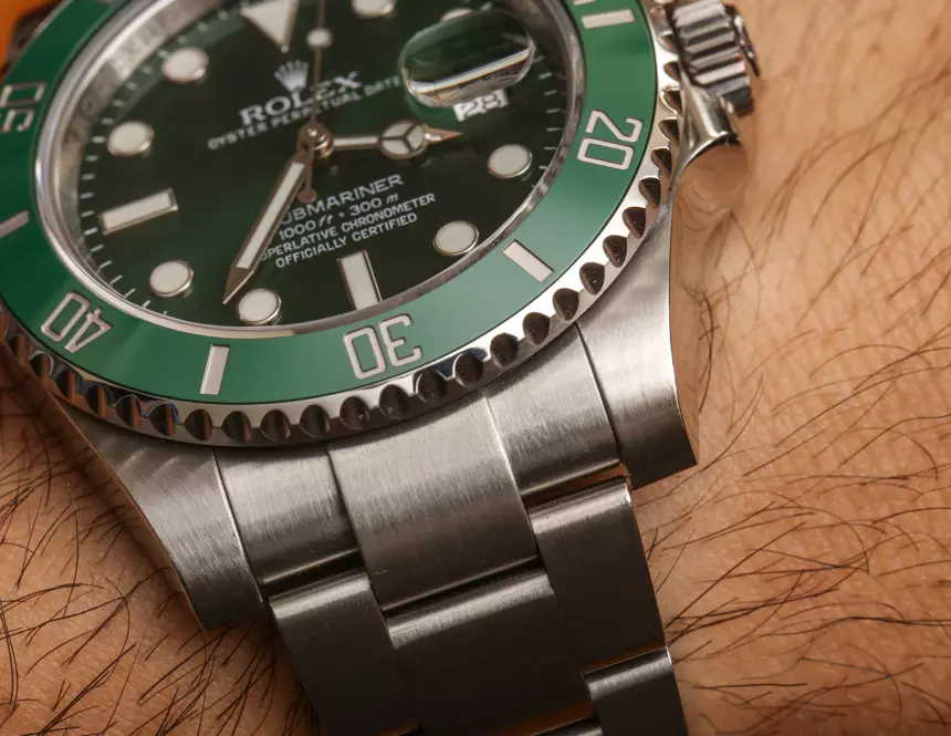 rol-submariner-116610lv-in-green-ablogtowatch-12