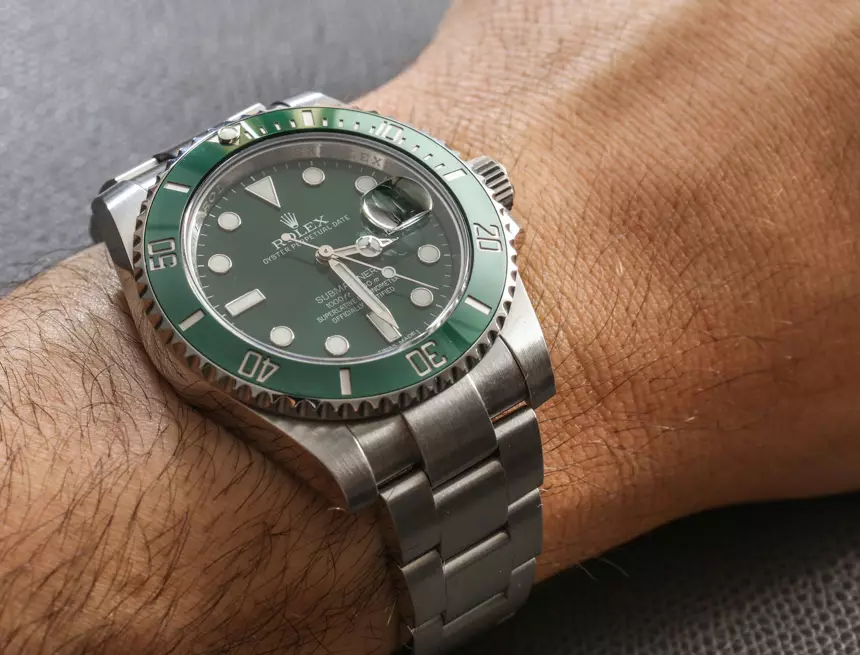 rol-submariner-116610lv-in-green-ablogtowatch-01