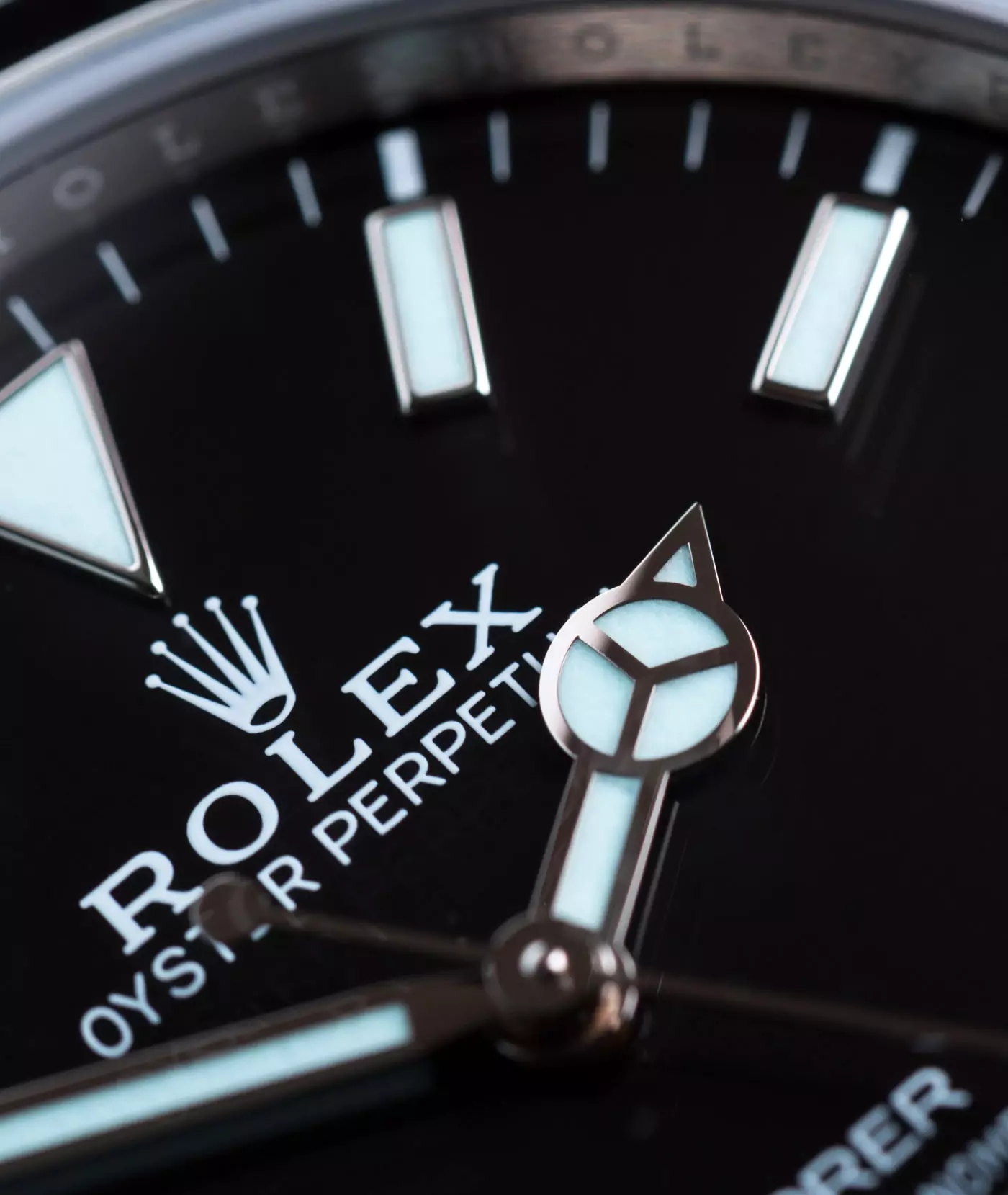 Rolex Explorer I 214270 daela