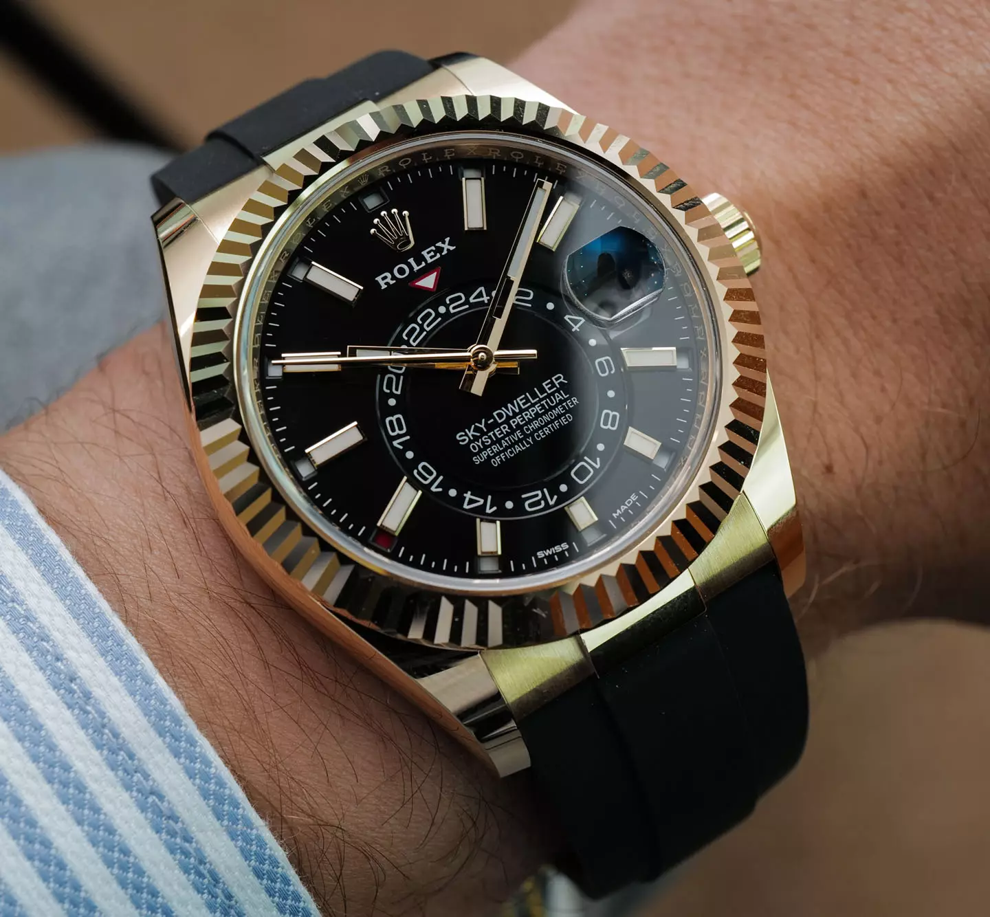 Hands-On: Rolex Sky-Dweller Watch Sou Braslè Oysterflex 10714_1