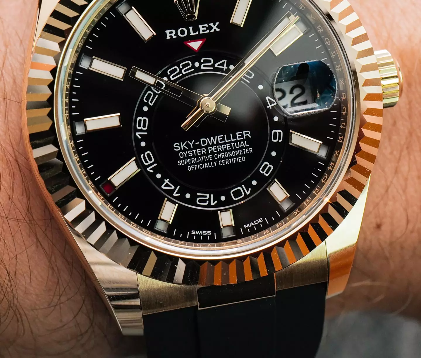 Дастрасӣ: Watch Rolex Sky-Dweller дар дастпонаи Oysterflex 10714_5