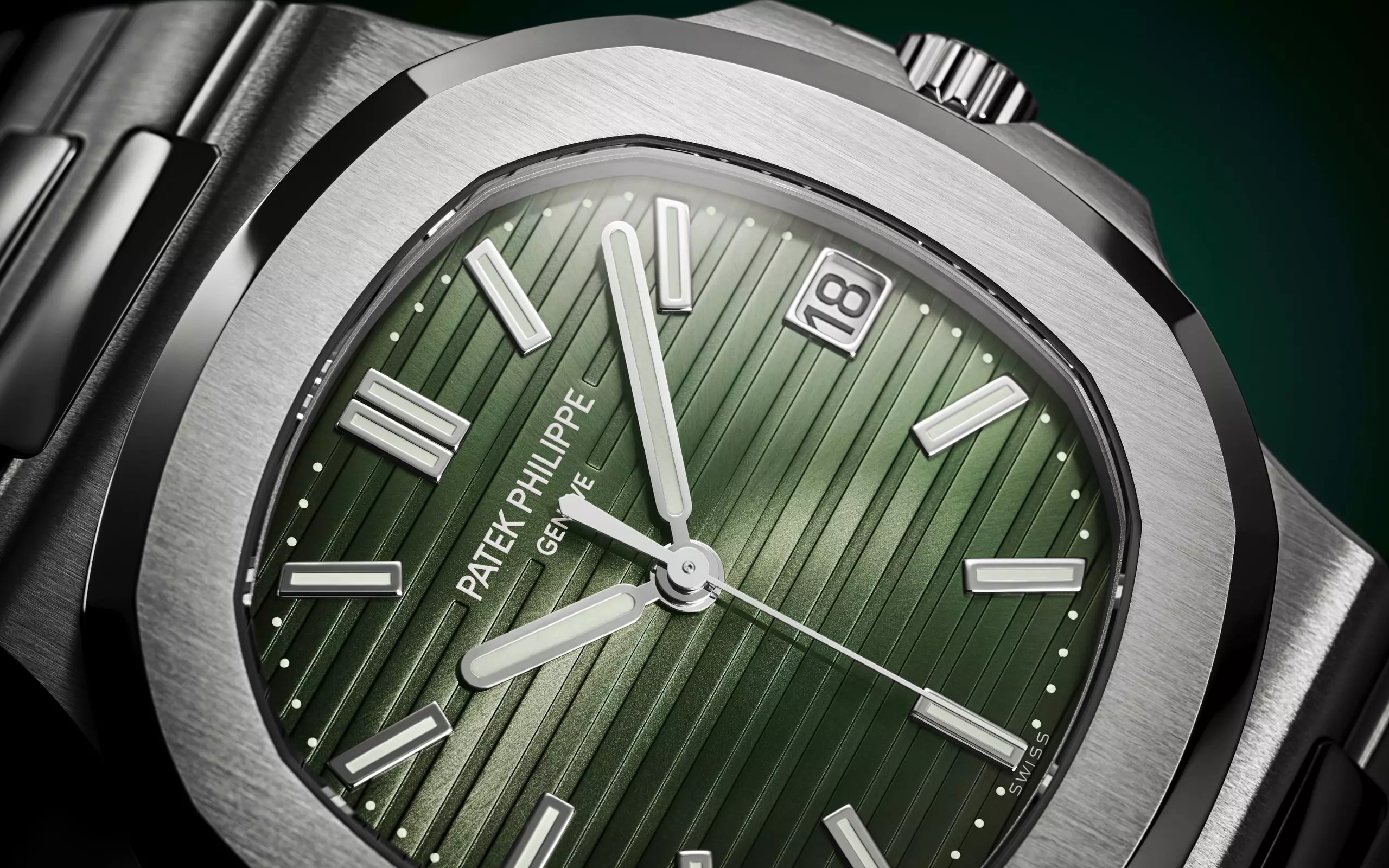 Patek Philippe o Hlahisa Nautilus 5711 Olive Green Dial Watch Bakeng sa Selemo sa ho Qetela sa Tlhahiso 10729_2