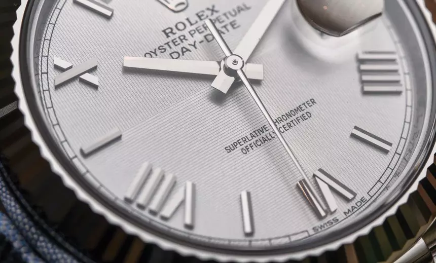 Rolex-Day-Date-40-Caliber-3255-ablogtowatch-hands-on-18