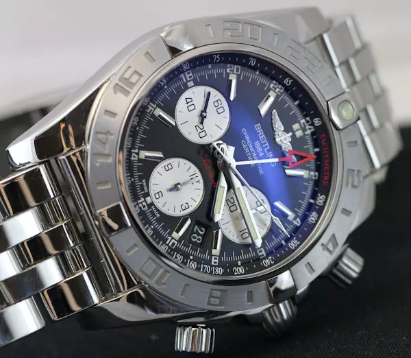 Breitling Chronomat 44 GMT واچ کا جائزہ 10745_6