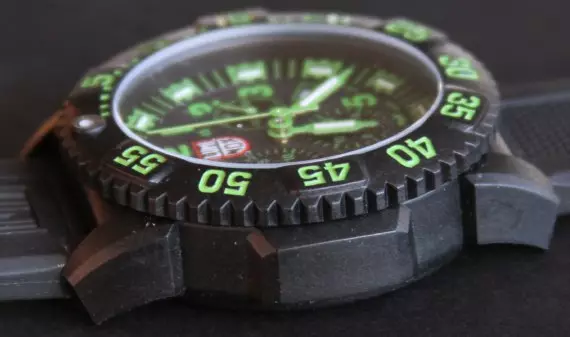 Pregled satova Luminox Colormark Chrono 10862_4