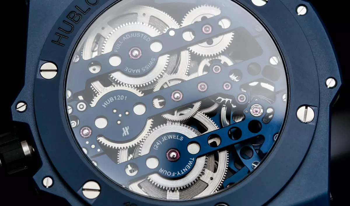 Hublot Meca-10 Keramiek Blauw uurwerk detail