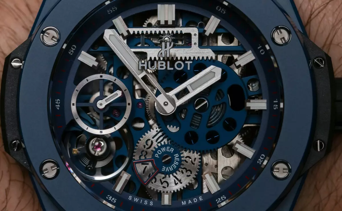 Hublot Meca-10 keramische blauwe wijzerplaat detail