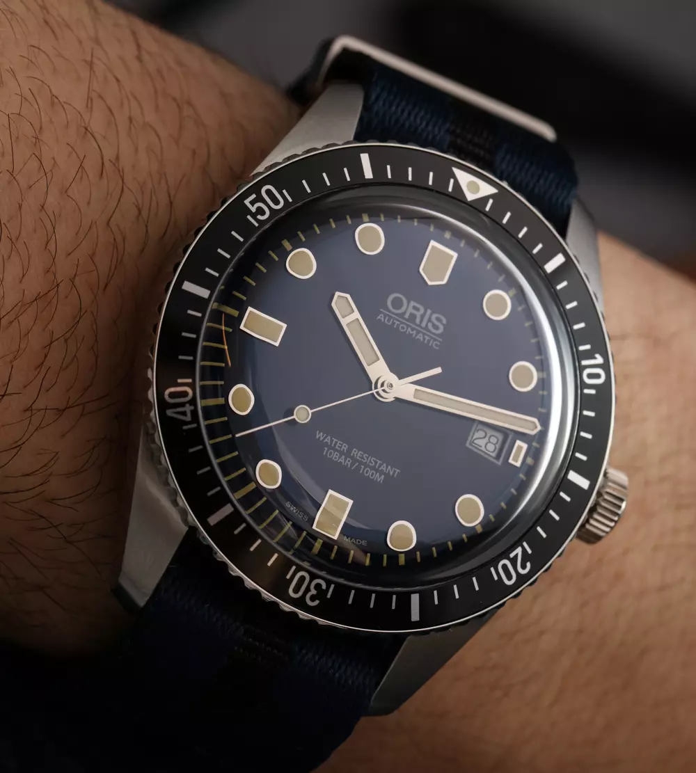 Oris-Diver-Sixty-Five-42-watch-26