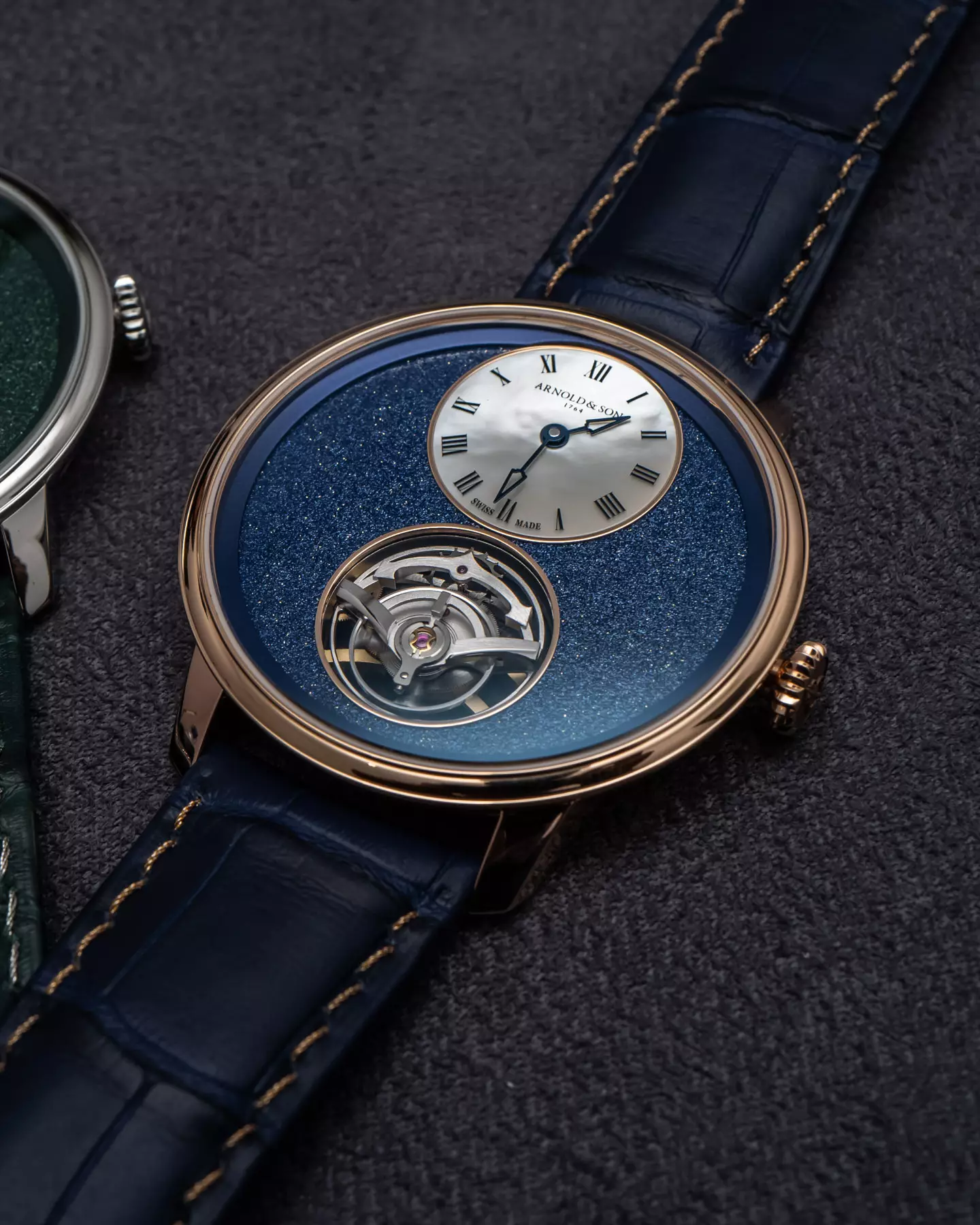 Hands-On: Arnold & Son ultradunne Tourbillon-horloges in twee nieuwe edelmetalen 1166_8