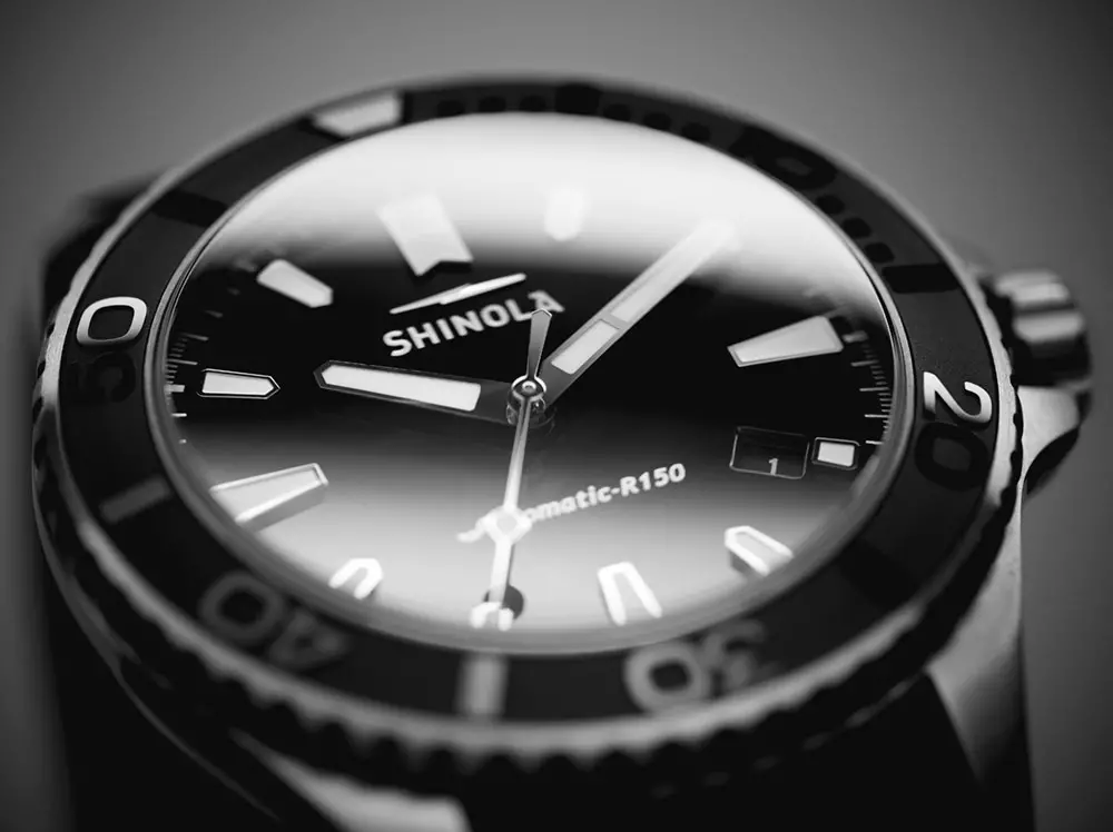 Shinola Lake Erie Monster - El primer reloj mecánico de la marca - Se estrena a través de una subasta en StockX 1199_9