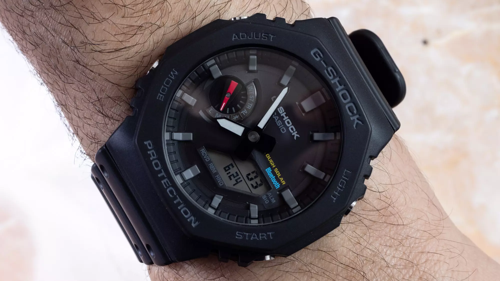 Hands-On: Jam tangan Casio G-Shock GA-B2100 Kanthi Tenaga Surya & Bluetooth