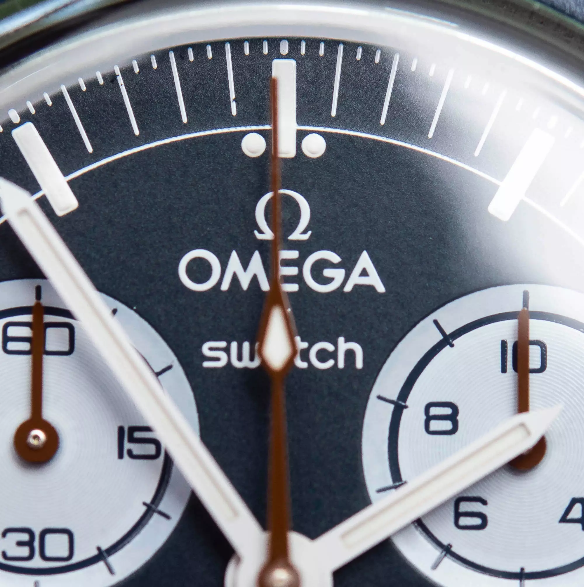 Fila para Urano: Revisão do relógio Omega Swatch MoonSwatch 128_22