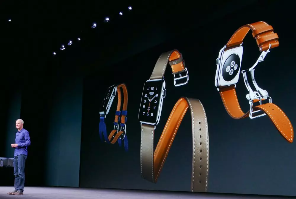 apple-watch-series-2-hands-on-event-ablogtowatch-34