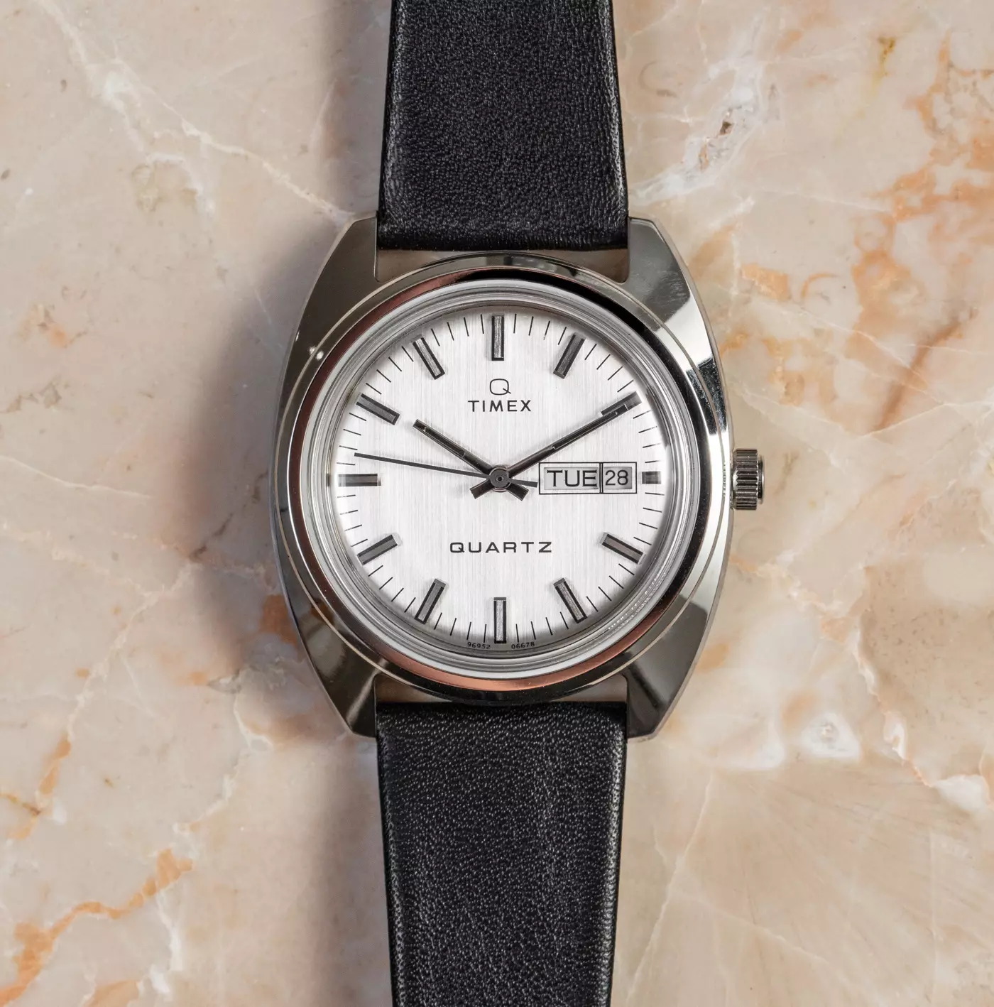 Hands-On: Q Timex 1978 Reissue Day-Date 1360_3