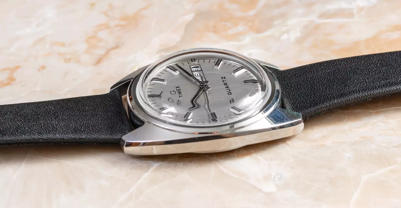 Hands-On: Q Timex 1978 Reissue Day-Date 1360_8