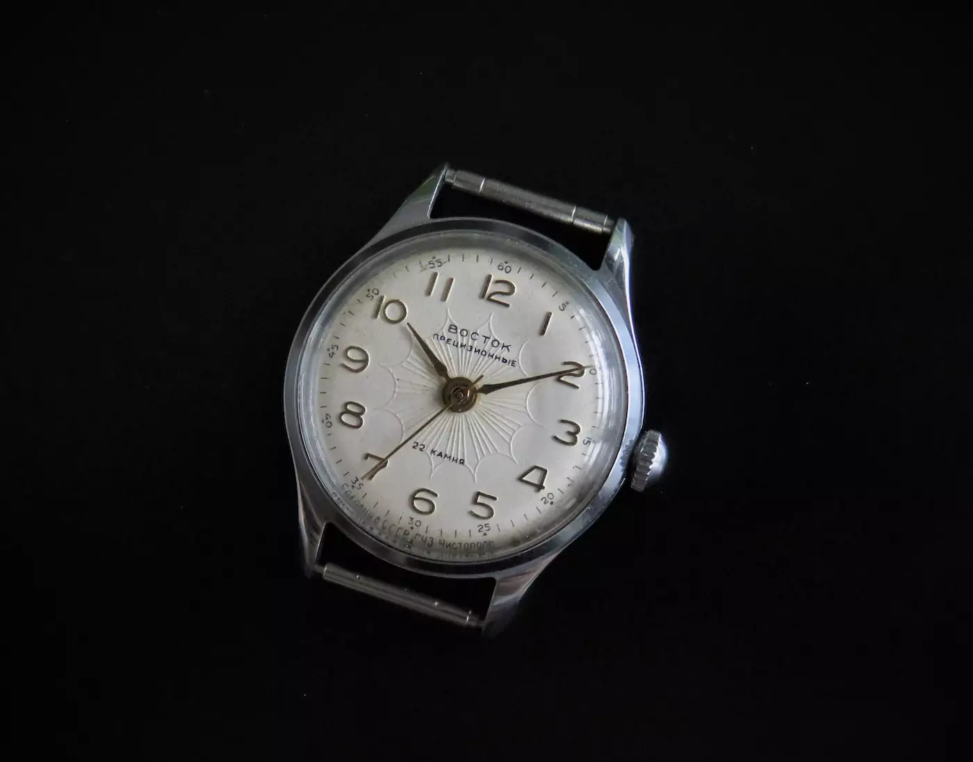 Eng Aféierung an Vintage sowjetesch Aueren: Sechs Gateway Watches fir nei Sammler 1363_23