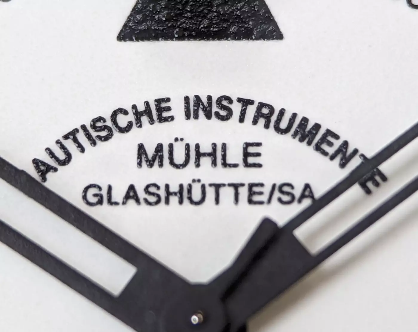 Sheba tlhahlobo: Mühle Glashütte S.A.R. Rescue Timer Lumen 1364_2