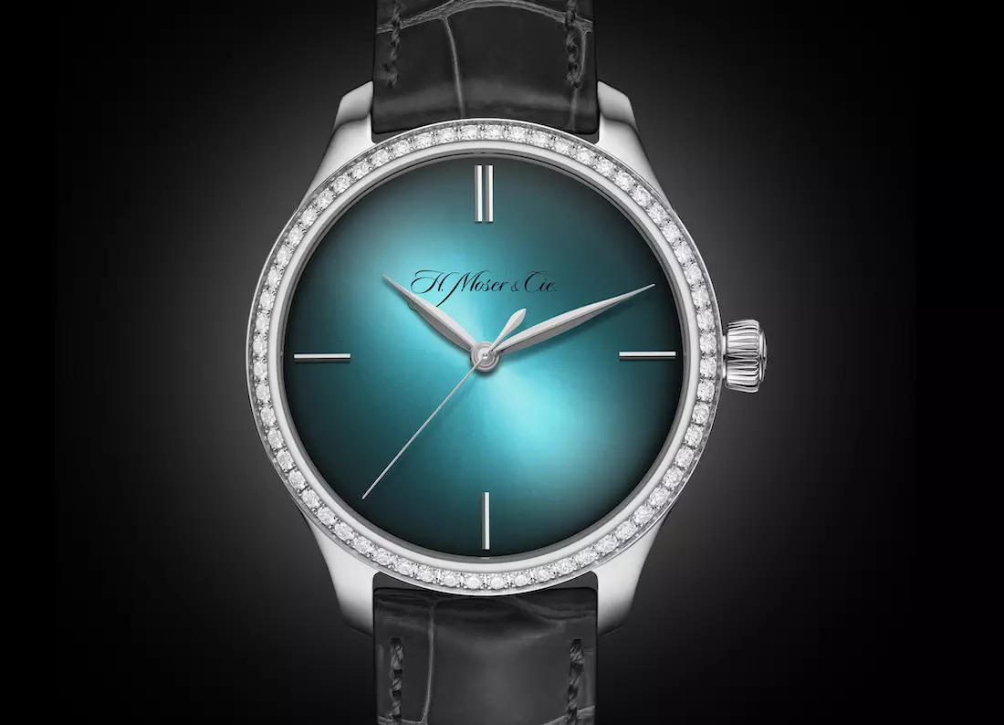 H-Moser-and-Cie-Endeavour-Centre-Saniyə-Mavi-Lagoon-Diamond-Purity-Watch