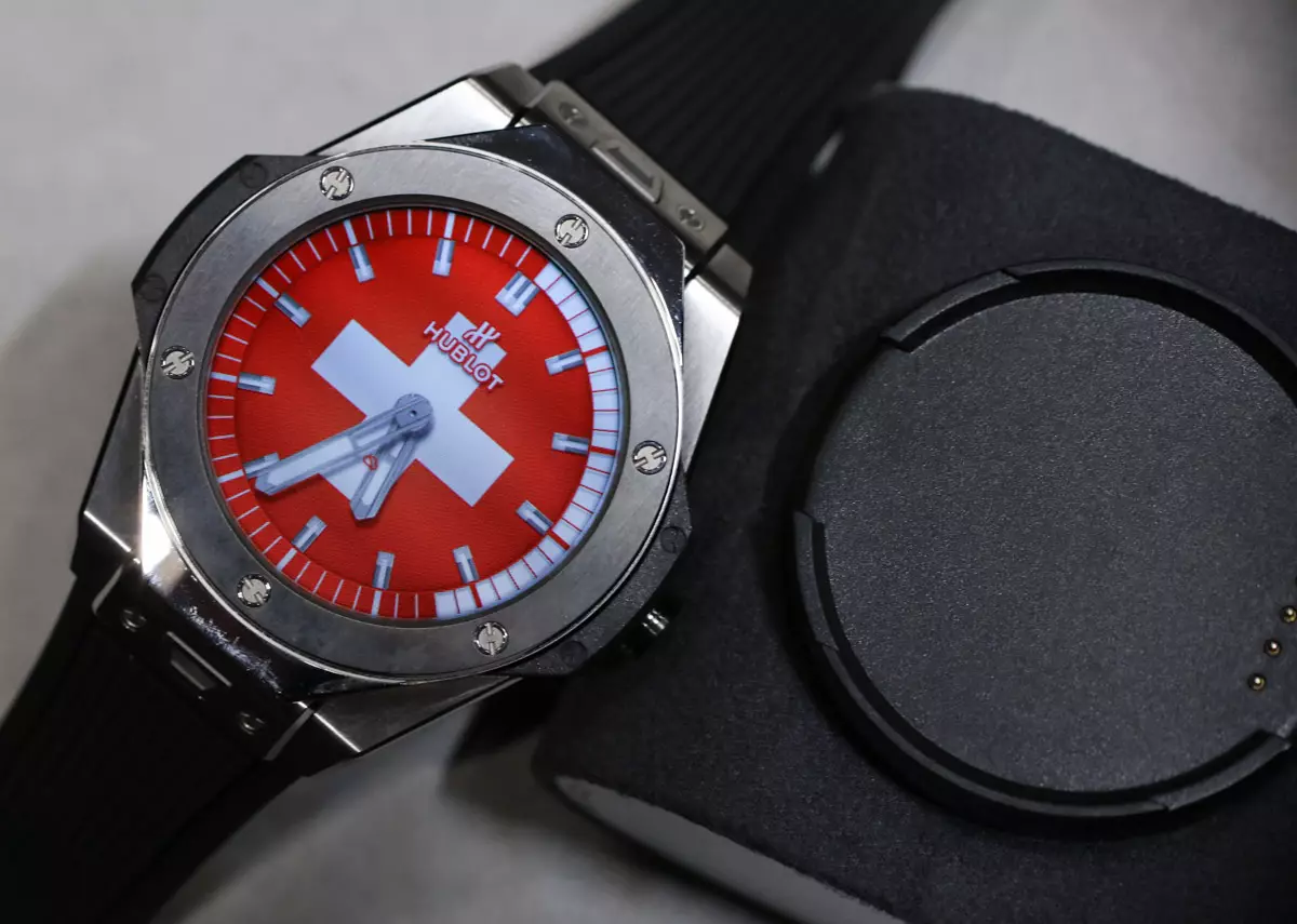 Hublot Big Bang Referee Smartwatch from 2018 FIFA World Cup Russia Hands-On 13943_1