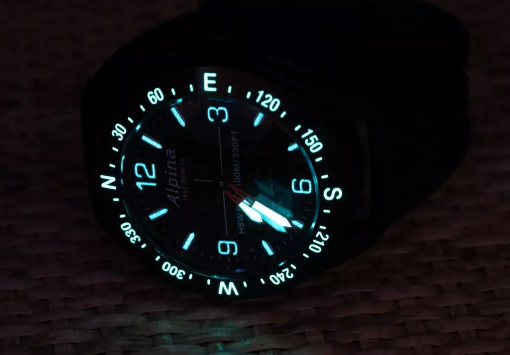 Преглед на умния часовник Alpina AlpinerX 13975_9