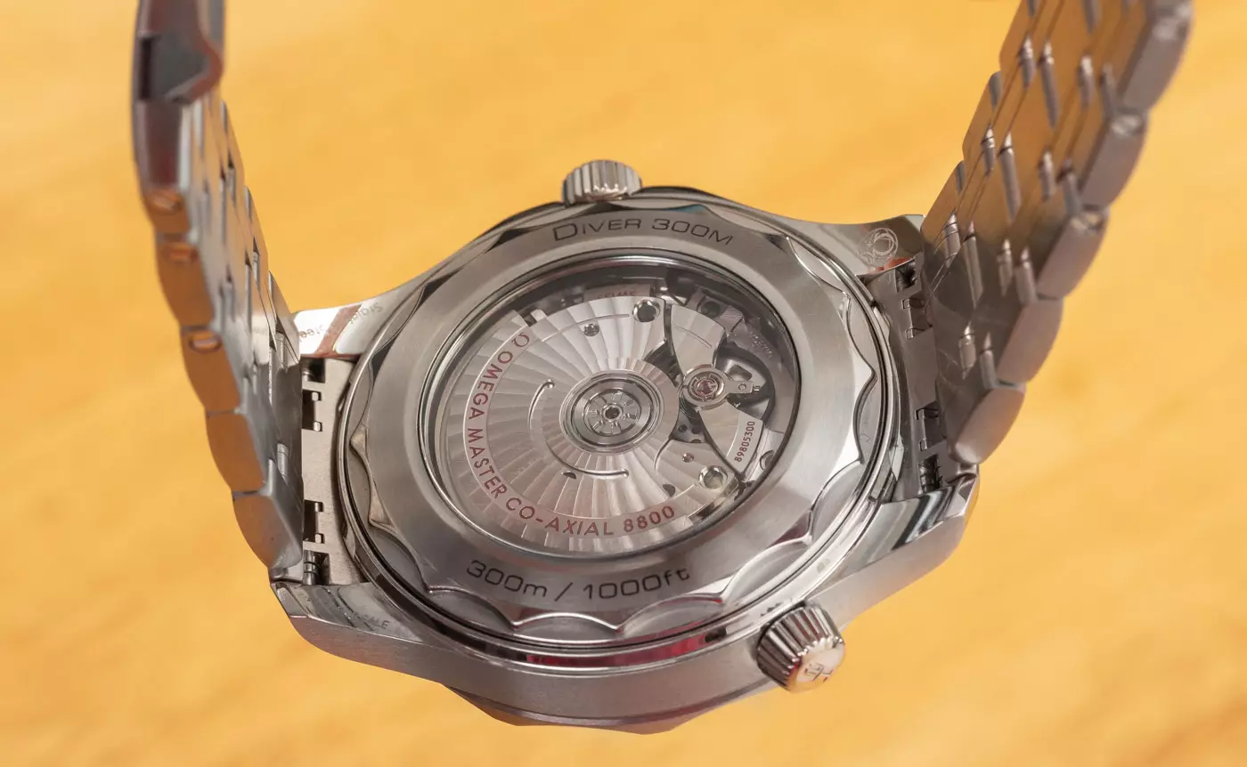 omega seamaster 300m co-axial master chronometer caseback