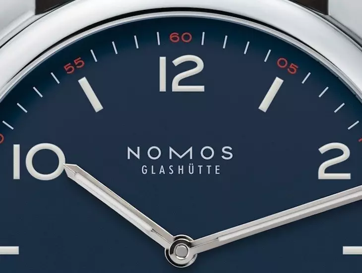 Nomos-Timeless-Club-чектелген-чыгарылыш-убакытсыз-люкс-сааттар-Техас-8