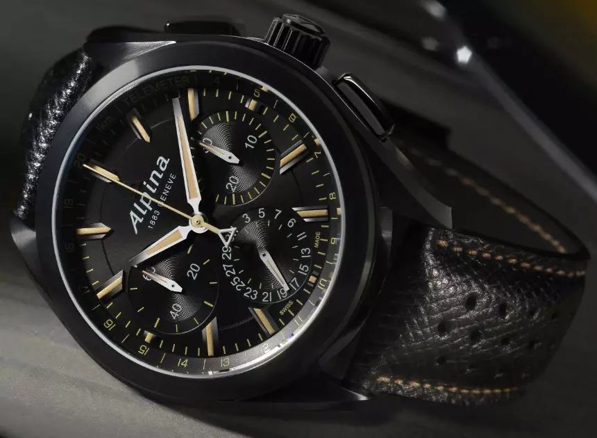 Alpina-Full-Black-Alpiner-4-ထုတ်လုပ်-Flyback-Chronograph-aBlogtoWatch-2