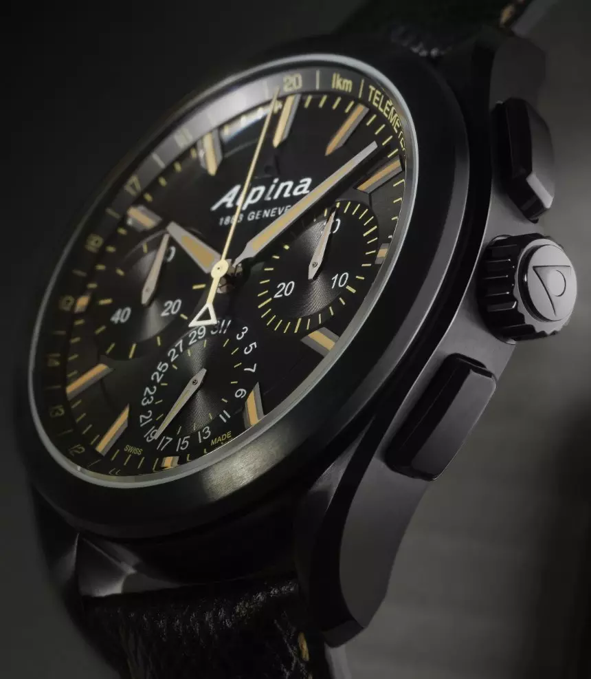 Alpina-Full-Black-Alpiner-4-ထုတ်လုပ်-Flyback-Chronograph-aBlogtoWatch-1