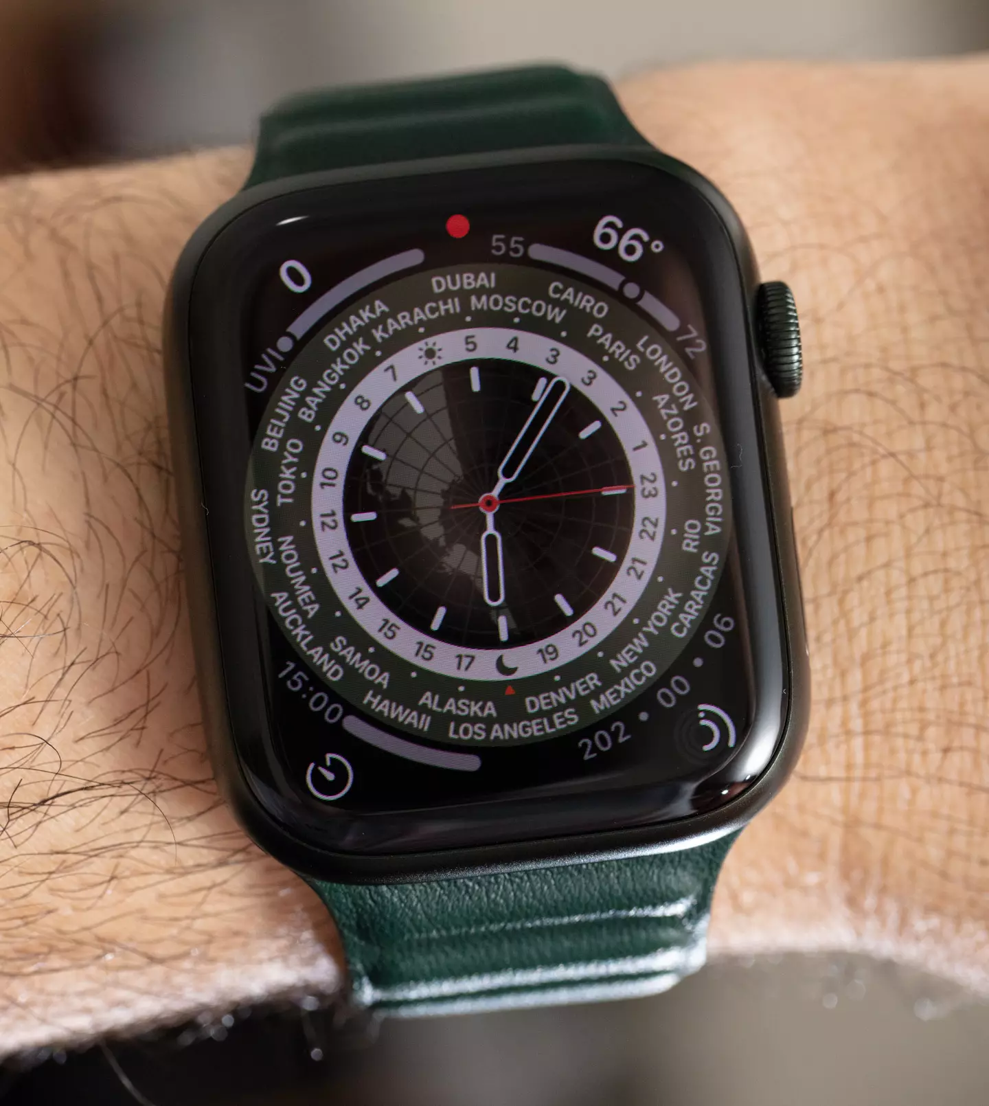 Dib u eegis Smartwatch: Apple Watch Taxanaha 7 Aluminium 148_1