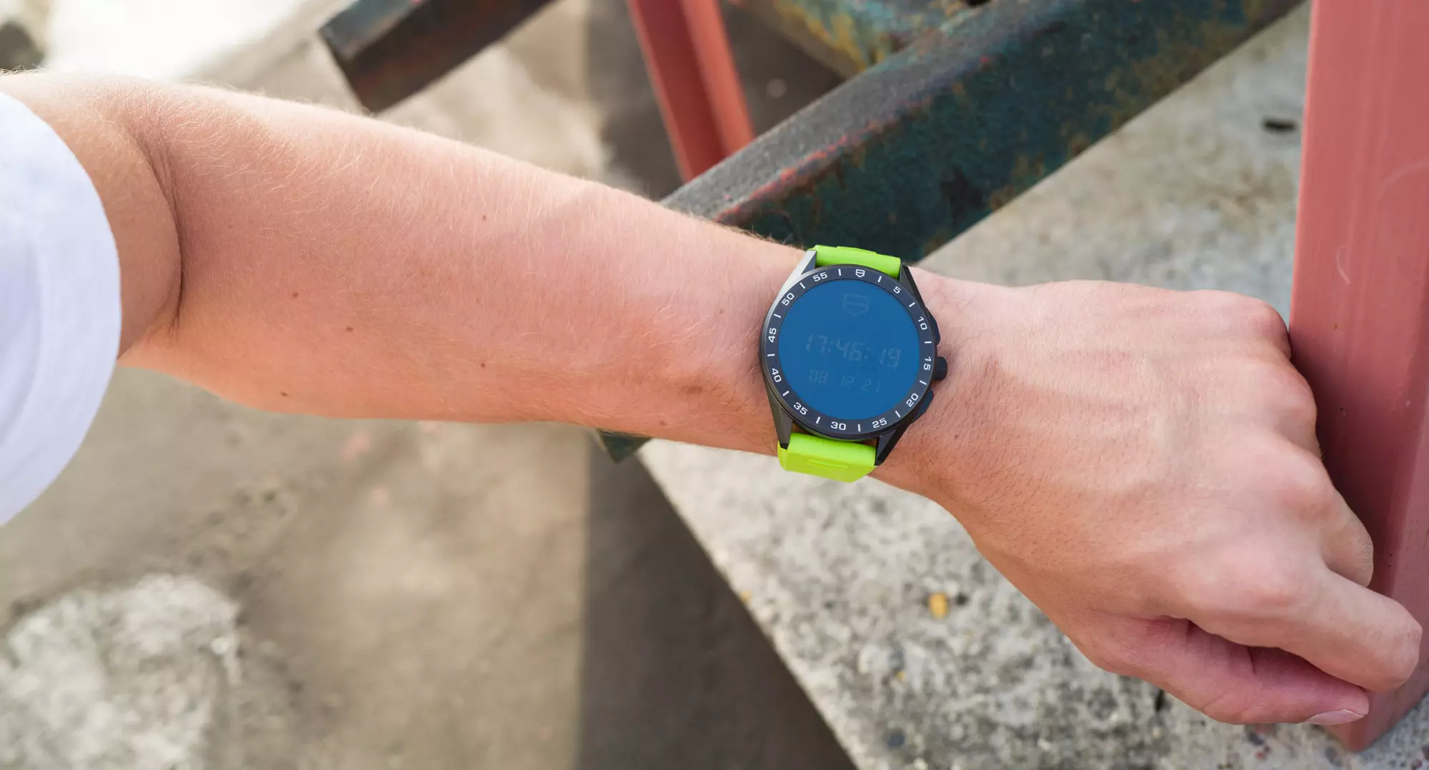 Watch Review: TAG Heuer Connected Titanium Smartwatch Fir 2021 150_11