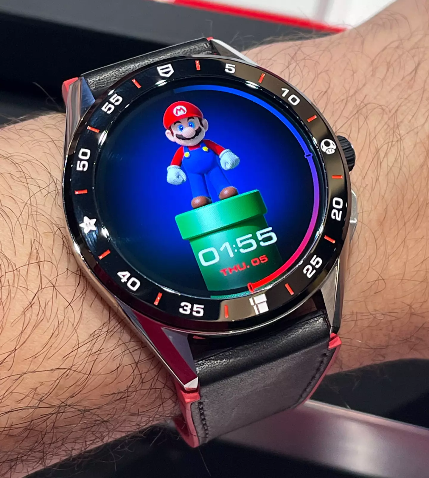 Pràctic: Rellotge intel·ligent d'edició limitada de TAG Heuer Connected Super Mario 152_5