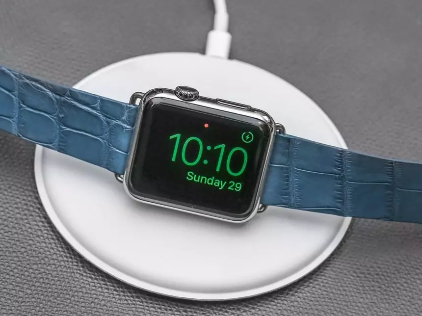Apple-Watch-Masa-Charger-aBlogtoWatch-20