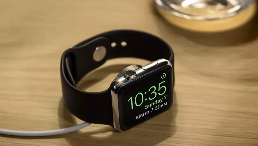 Рэжым тумбачкі Apple-Watch