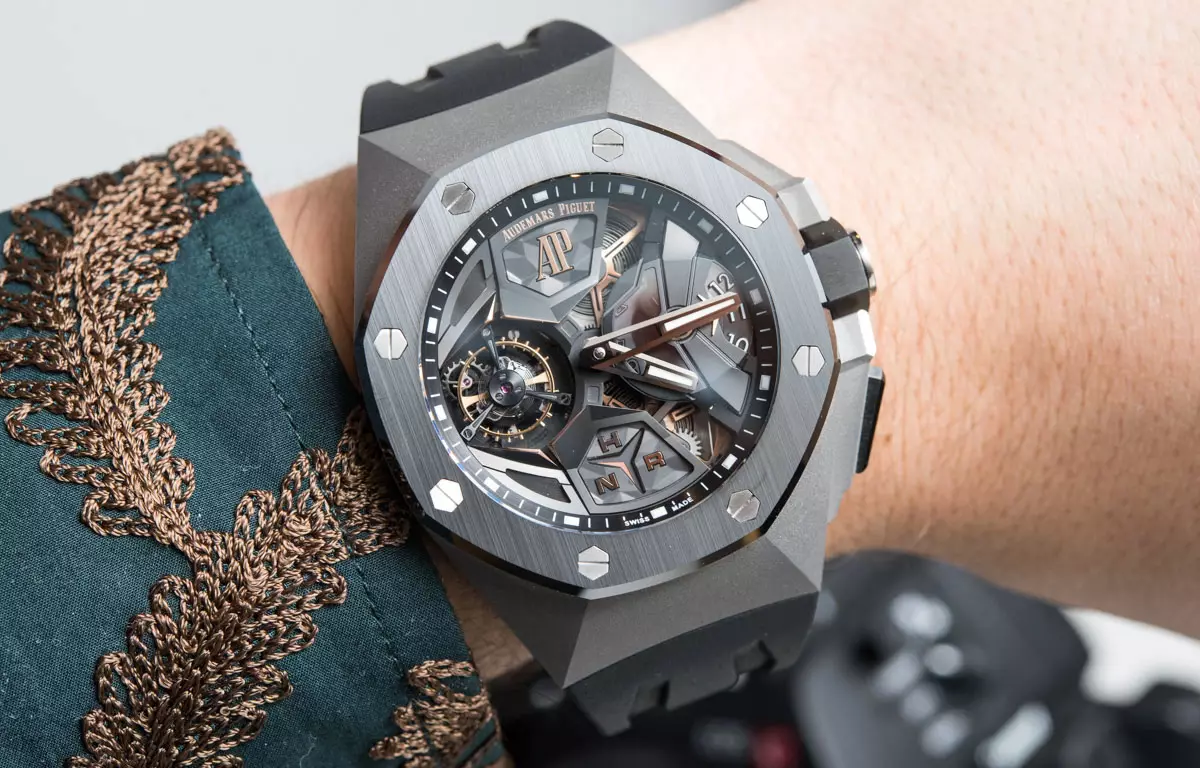 Audemars Piguet Royal Oak Concept Flying Tourbillon GMT واچ هينڊز آن 15430_12