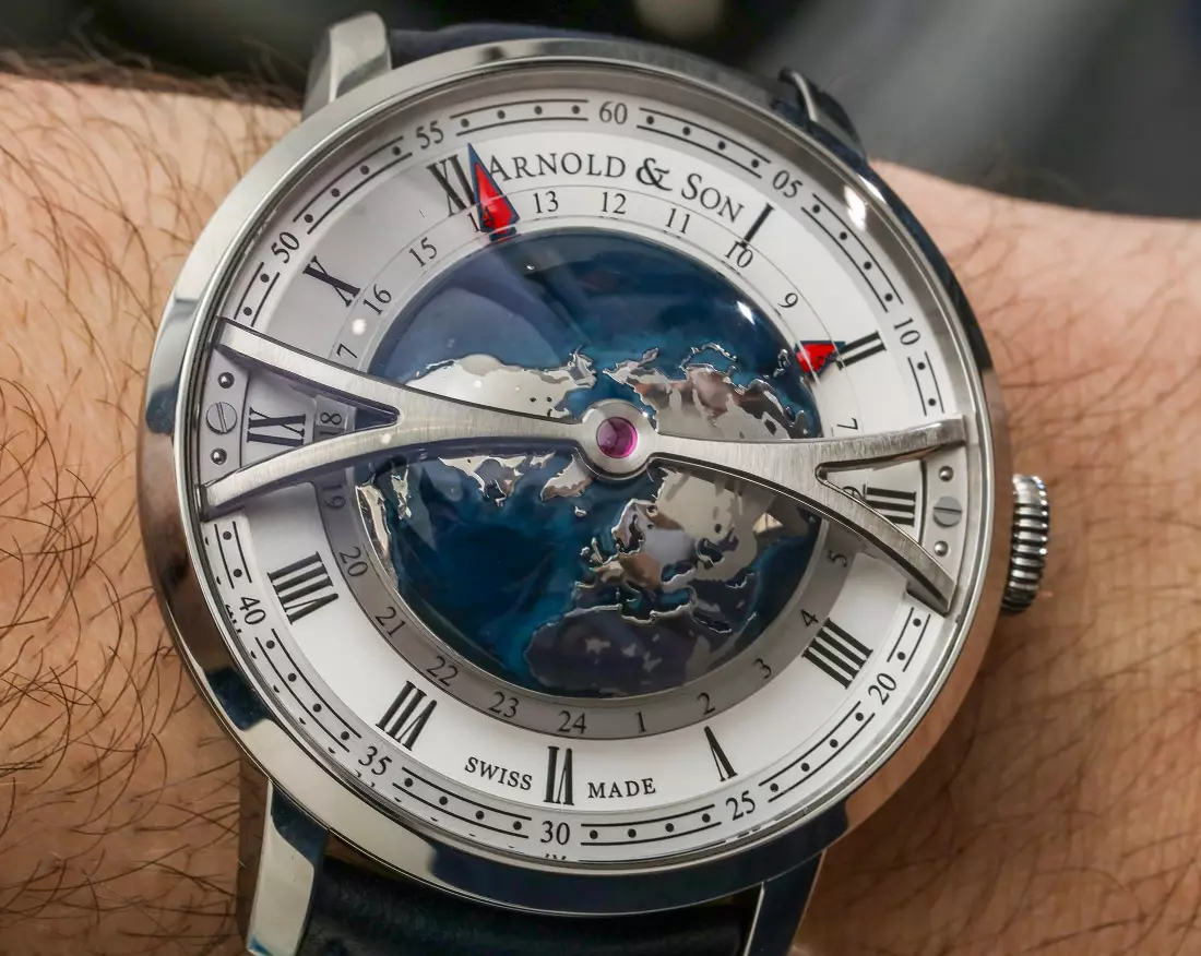 Hands-On ρολόι Arnold & Son Globetrotter Worldtimer 15611_2