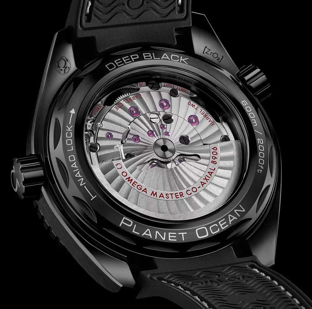 Omega-Seamaster-Planet-Okean-Çuň-Gara-GMT-sagat-5