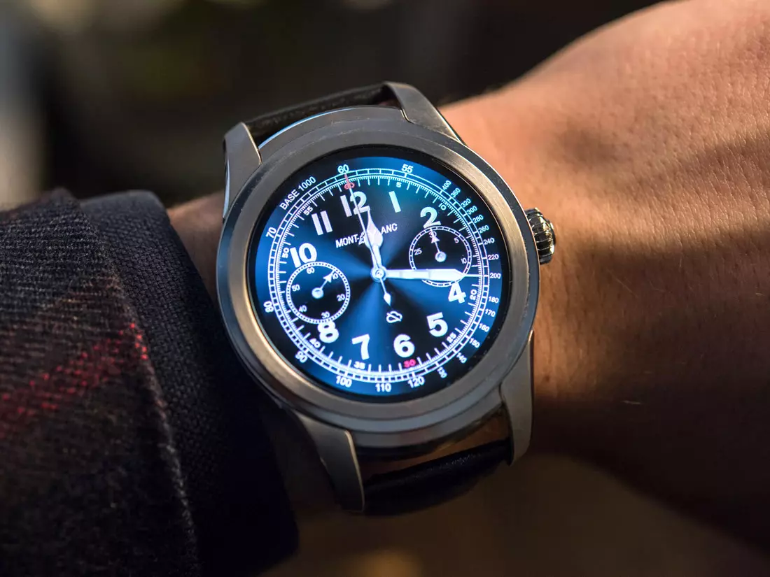 Montblanc-Summit-Smartwatch-aBlogtoWatch-6