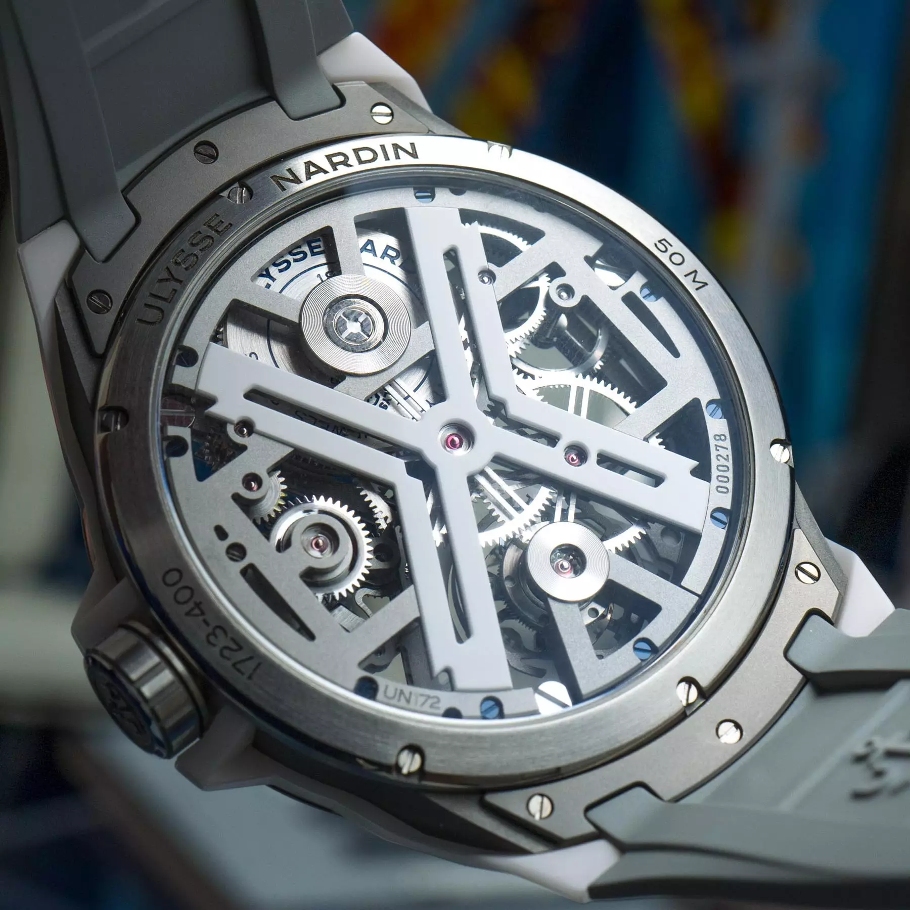 Word jy nie vermaak nie? Ulysse Nardin Blast Tourbillon Horlosieversameling Hands-On 16061_11