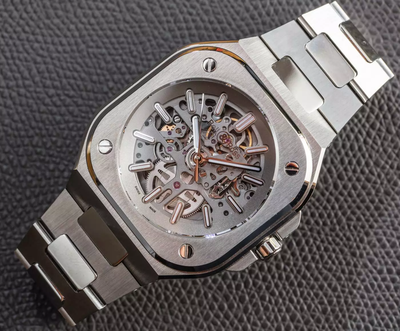 Inawasha mikono: Bell & Ross BR 05 Skeleton Watch 16063_2