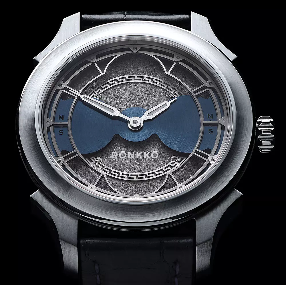 Ronkko-Icarus-Bi-Hemispheric-Moon-Complication-3