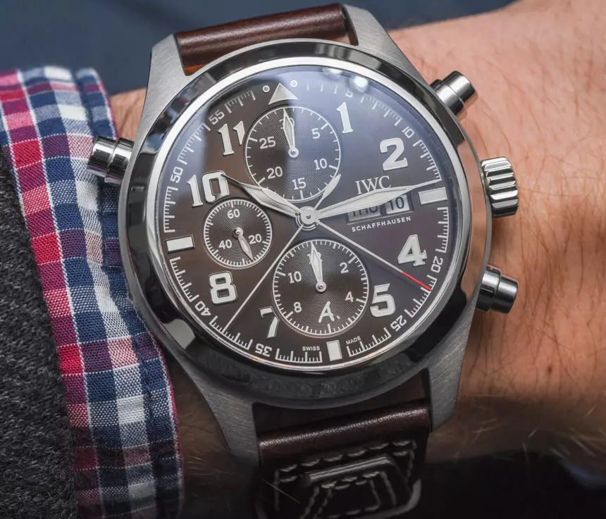 iwc-pilots-watch-duble-chronograph-nashr-antoine-de-saint-exupery-iw371808-ablogtowatch-13