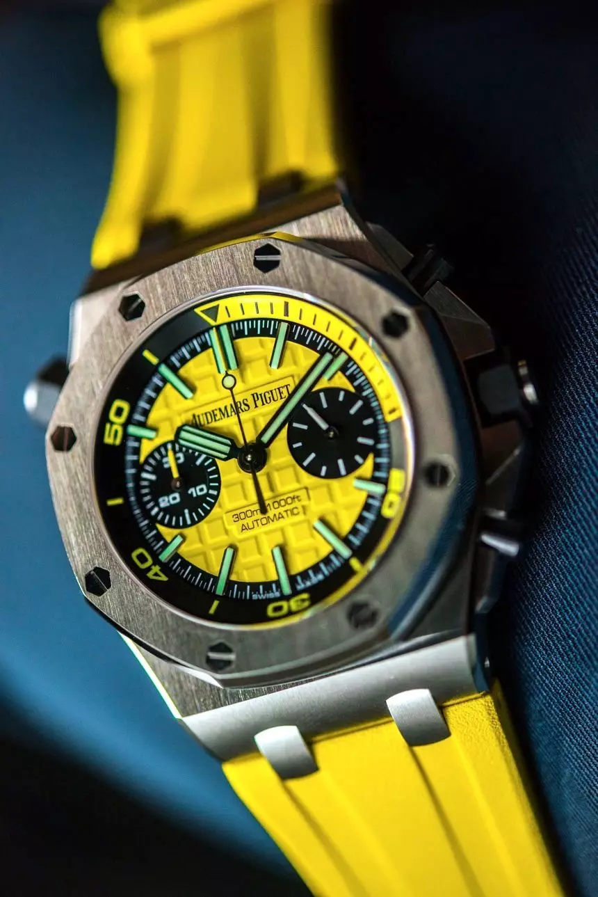 I-Audemars-Piguet-Royal-Oak-Offshore-Diver-Chronograph-26703ST-aBlogtoWatch-73