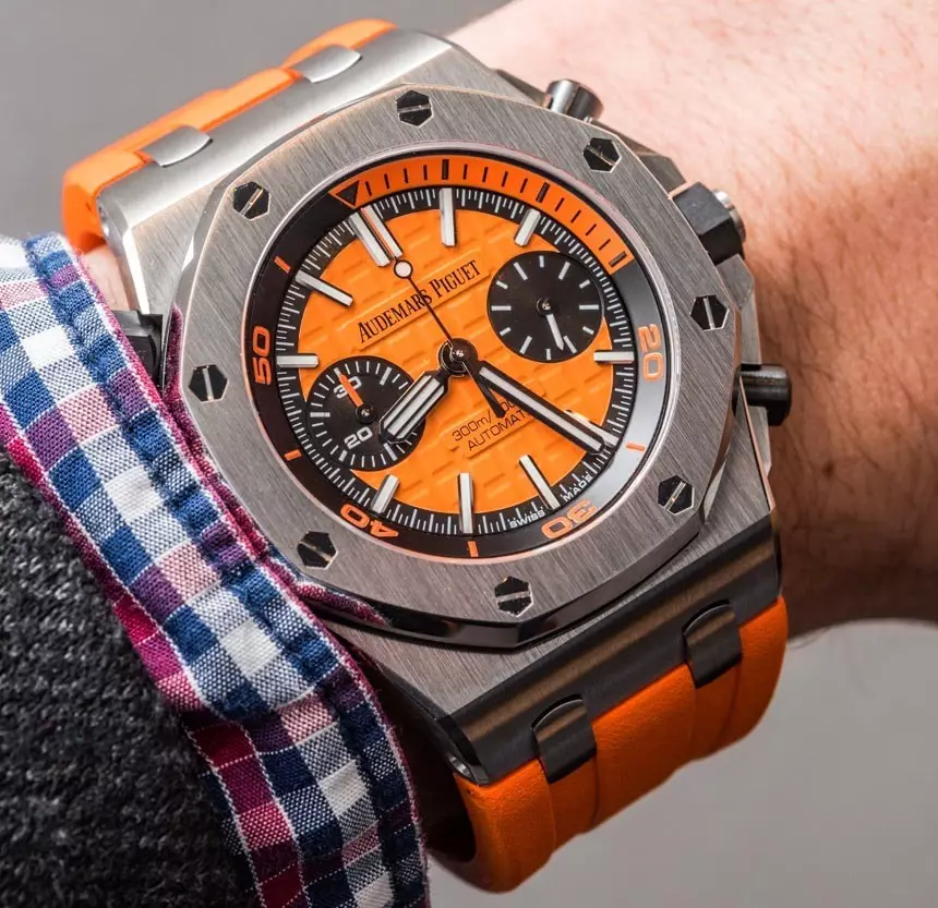 Audemars-Piguet-Royal-Darach-Amach ón gCósta-Diver-Cronograph-26703ST-aBlogtoWatch-42