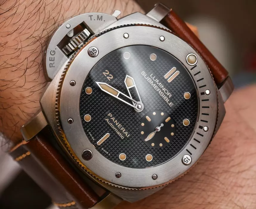 Panerai-Luminor-Sukelaparaat-PAM569-Titanio-Destro-20