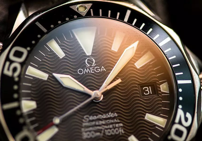 GRAIL-WATCH-James-Stacey-Omega-Seamaster-02 |